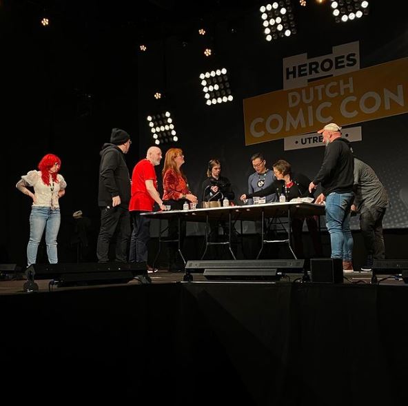 Heroes Dutch Comic Con Raises €12K for War Child